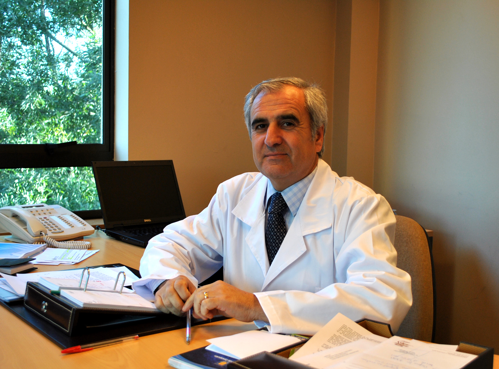 Ex Seremi de Salud es designado como Decano titular de la Facultad de ...