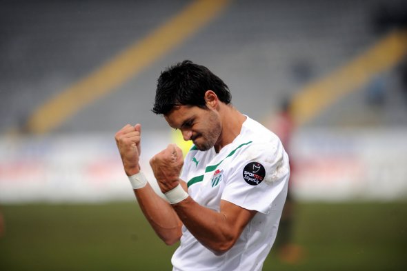 Sebastián Pinto abrió la ruta del triunfo para Bursaspor en la Copa de ...