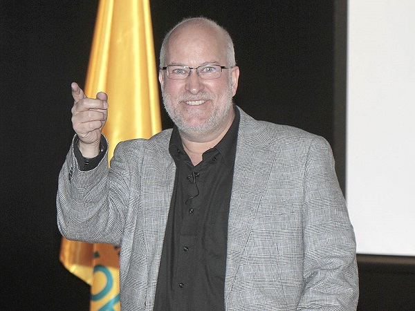 Antropólogo chileno René Bobe expuso sobre el origen del hombre en la U ...