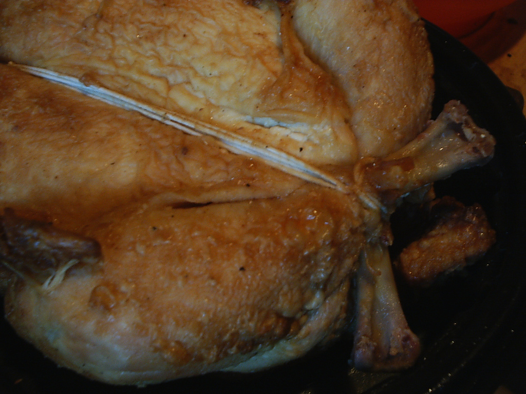 Familia sufrió intoxicación tras consumir pollo presuntamente en mal ...