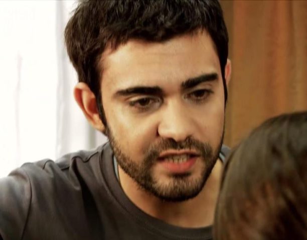 Galán de Medcezir se toma las pantallas por partida doble: Mega estrena ...