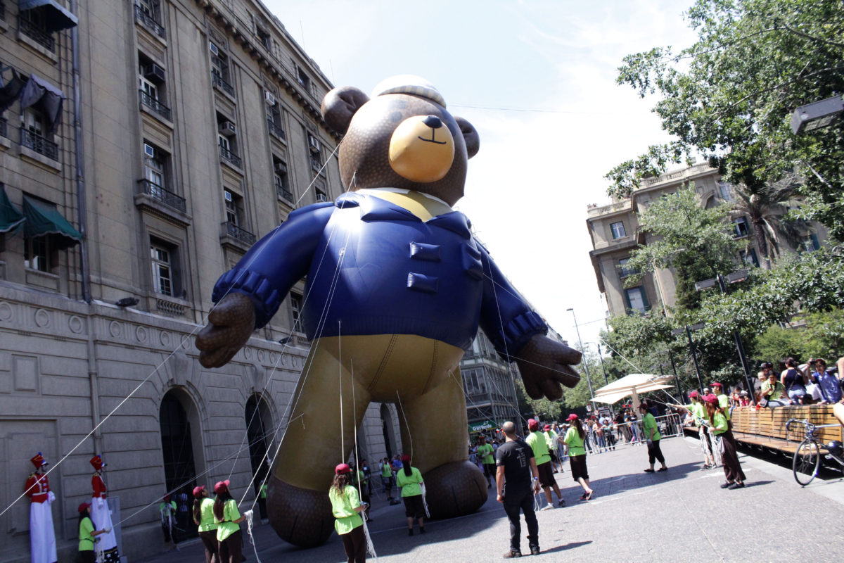 Así lucirá "Papá Oso" en el mega desfile de figuras inflables de este ...