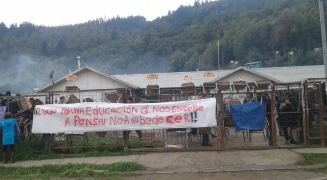 Estudiantes se toman Liceo en Contulmo: denuncian falta de baños y ...