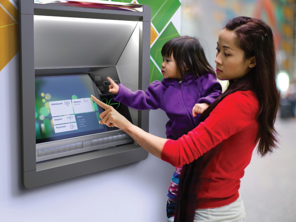 Presentan nueva línea de modernos cajeros automáticos que busca ...