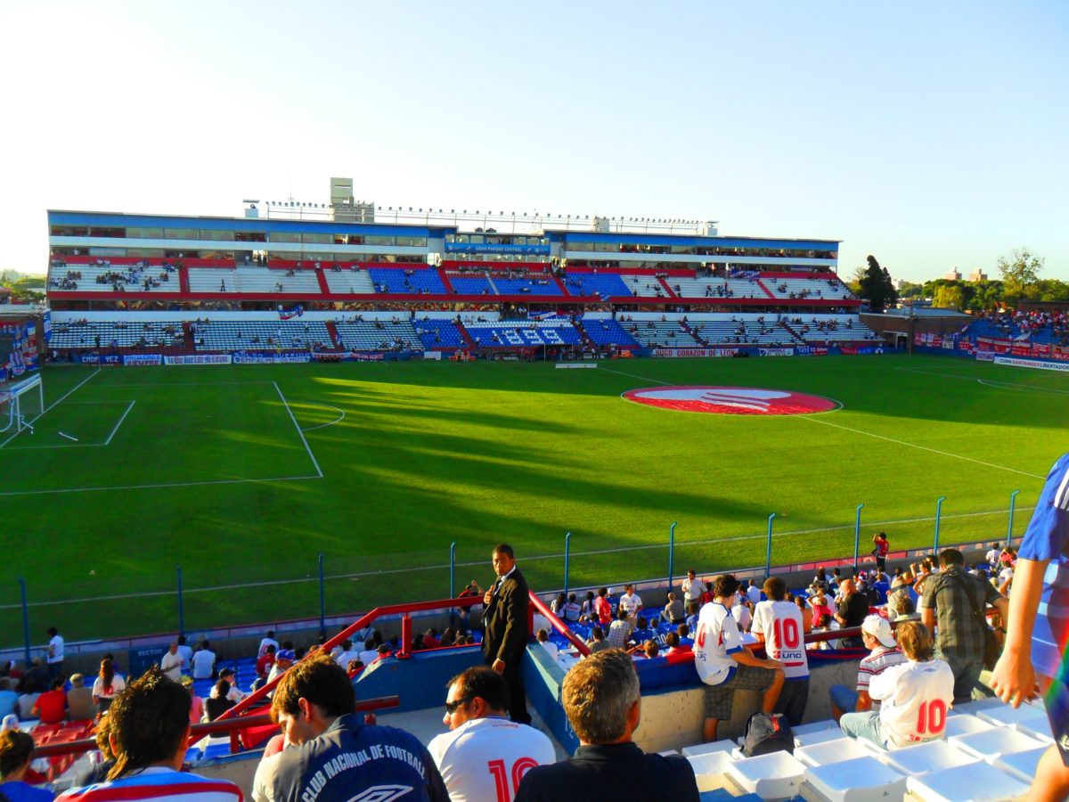 ¿Amas el fútbol y los viajes? En Montevideo puedes visitar la "ruta del ...