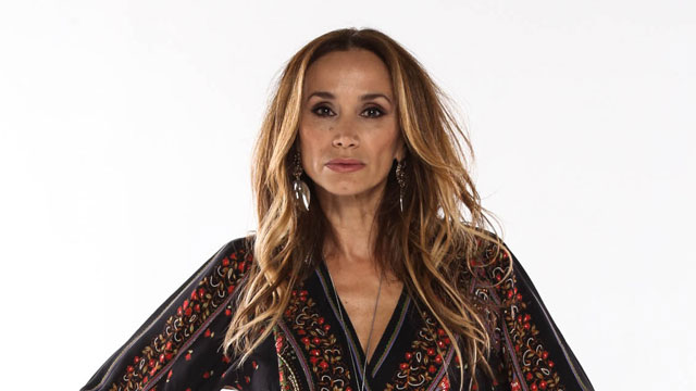 Alejandra Fosalba celebra sus 50 años luciendo su tonificada y ...