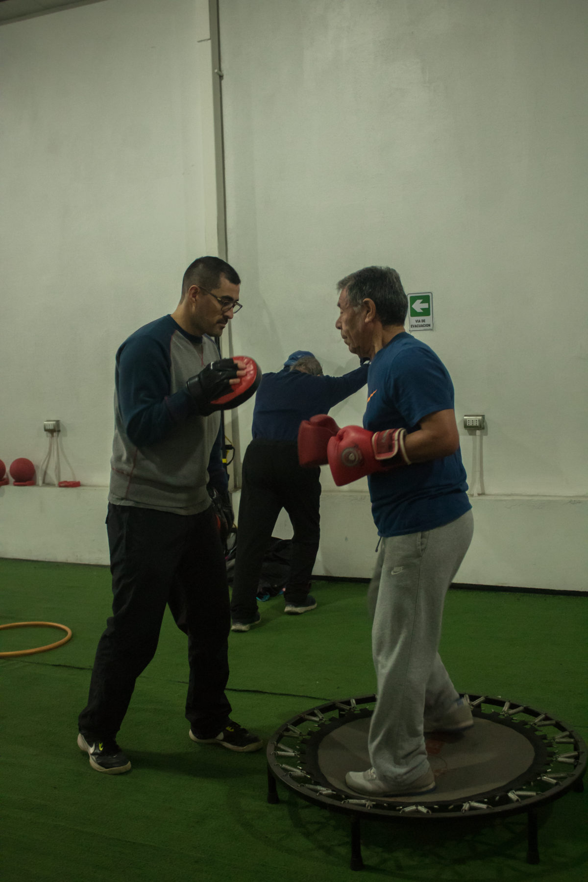 Noqueando al Parkinson: programa de Neuroboxing busca mitigar efectos ...