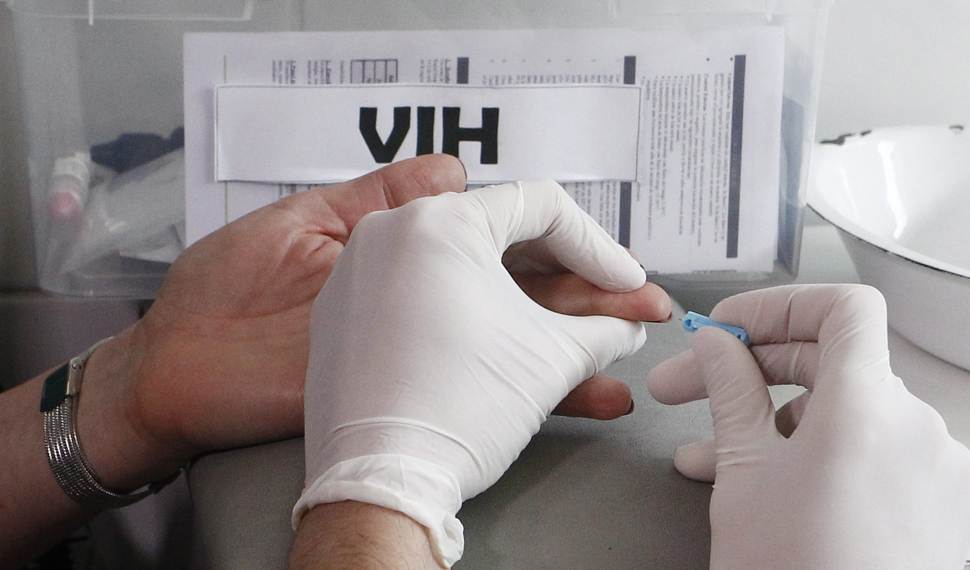 ¿Puede una mujer con VIH tener hijos sin transmitirles el virus ...