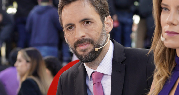 Daniel Matamala publica irreconocible postal de su época escolar: "Aún ...