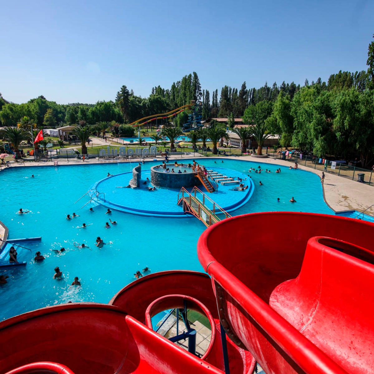 Piscinas en Santiago: mira 6 opciones para capear el calor | Nacional ...