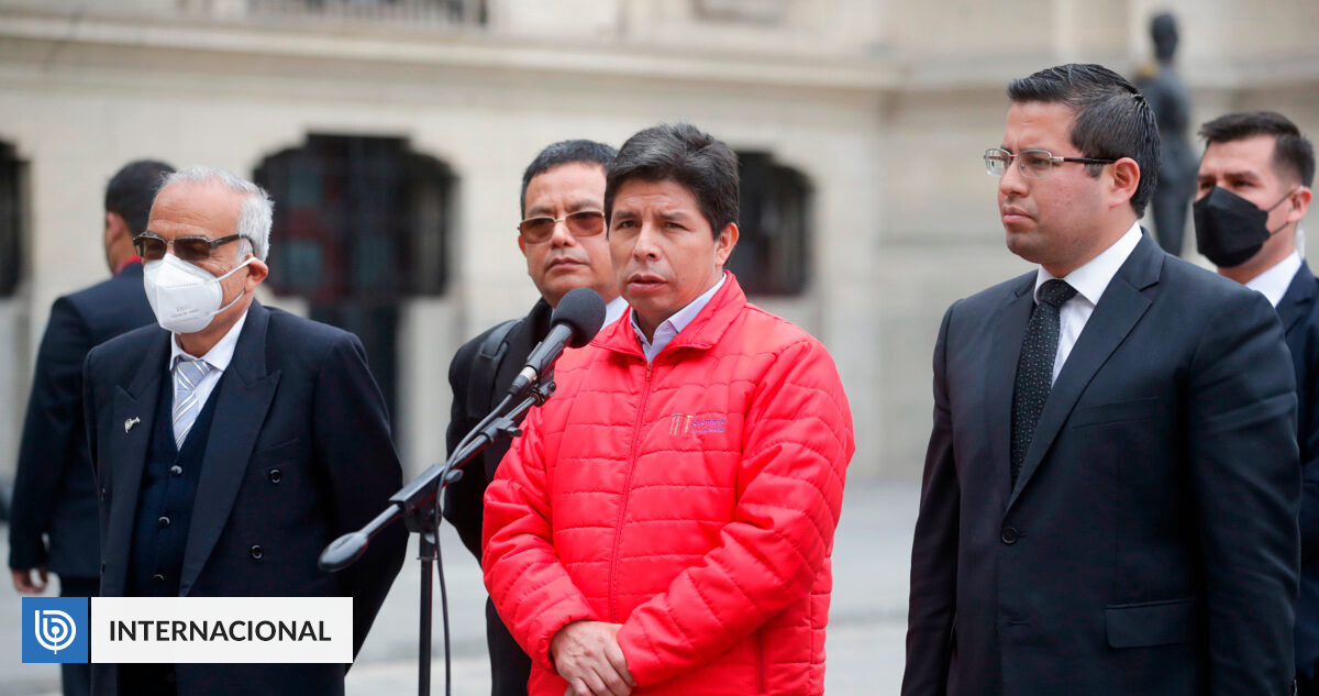 Perú: presidente Castillo guarda silencio en interrogatorio de la ...