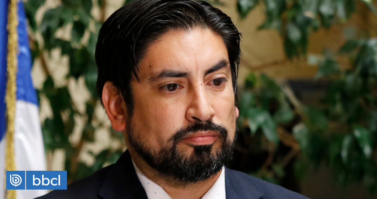 Diputado Oyarzo propone cesar del cargo a parlamentarios con "enfermedades psíquicas o mentales ...