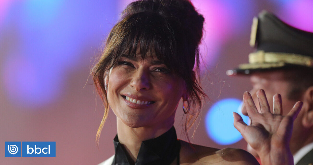 Tonka Tomicic parte Gala del Festival de Viña con sobrio look | Notas | BioBioChile