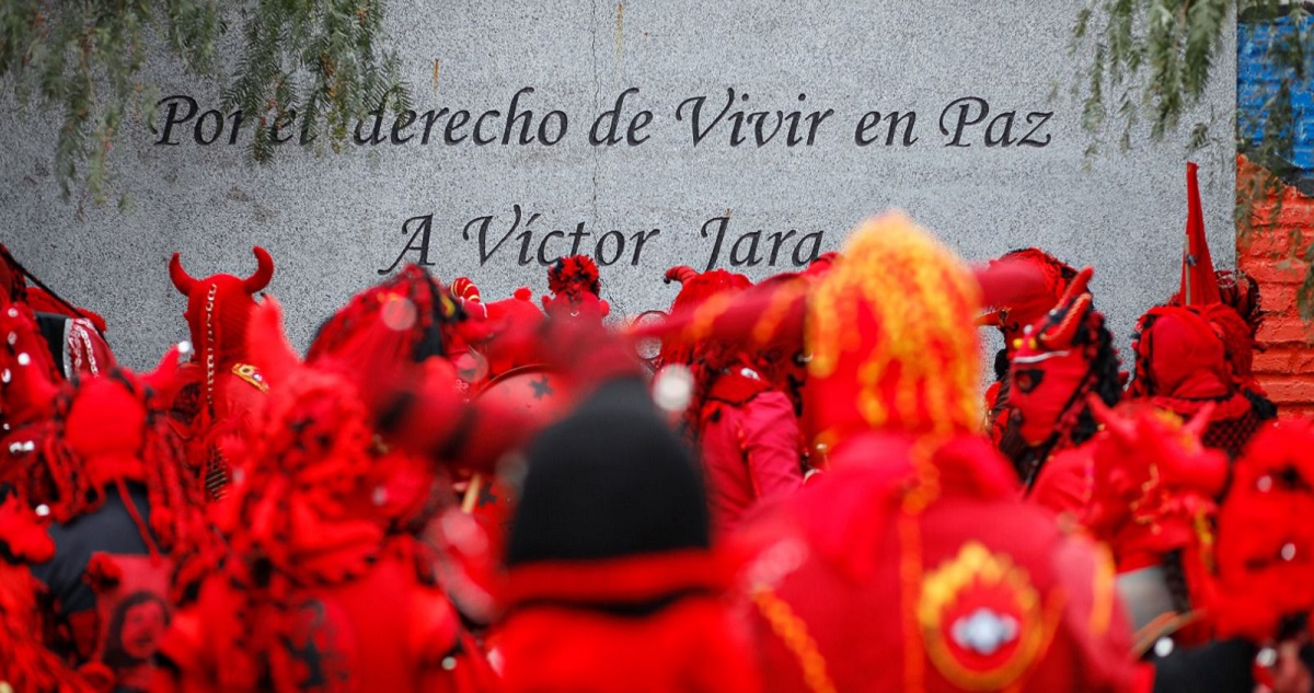 Plantaron 230 árboles en memoria de Víctor Jara y Littré Quiroga ...
