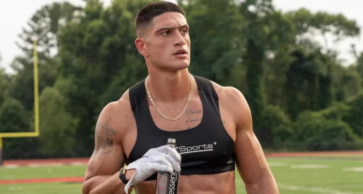 Sammis Reyes y su futuro entre la Lucha Libre y la NFL