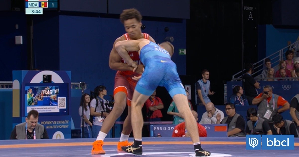 Néstor Almanza perdió en su estreno en la Lucha de París 2024