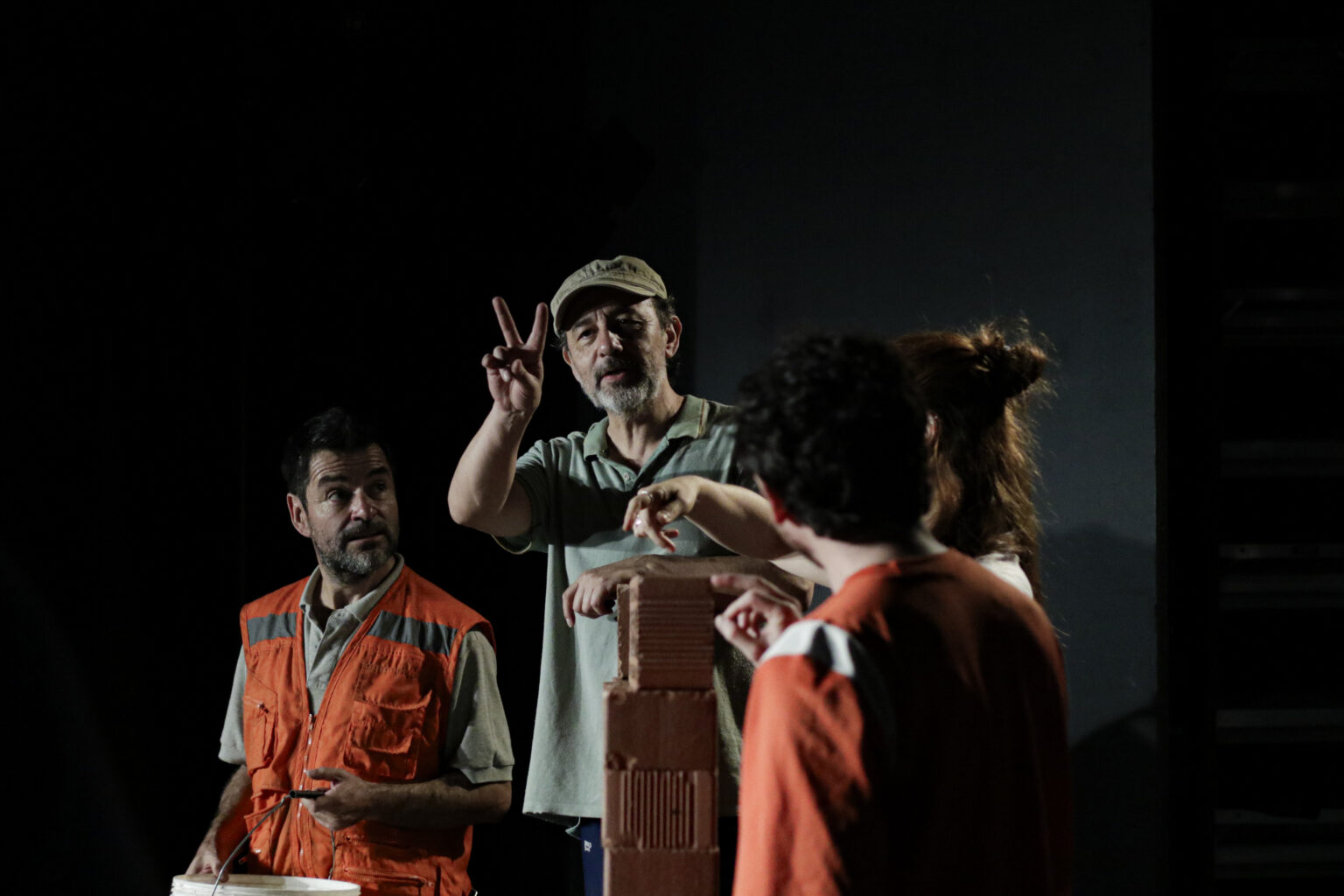 "Pedro, Juan y Diego reflexiona con humor sobre la dignidad del trabajo"