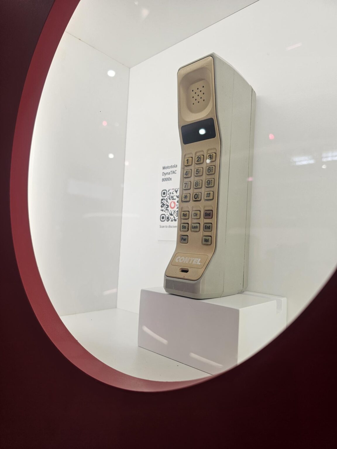 Motorola Dynatac 8000x: así era el primer celular de la historia ...