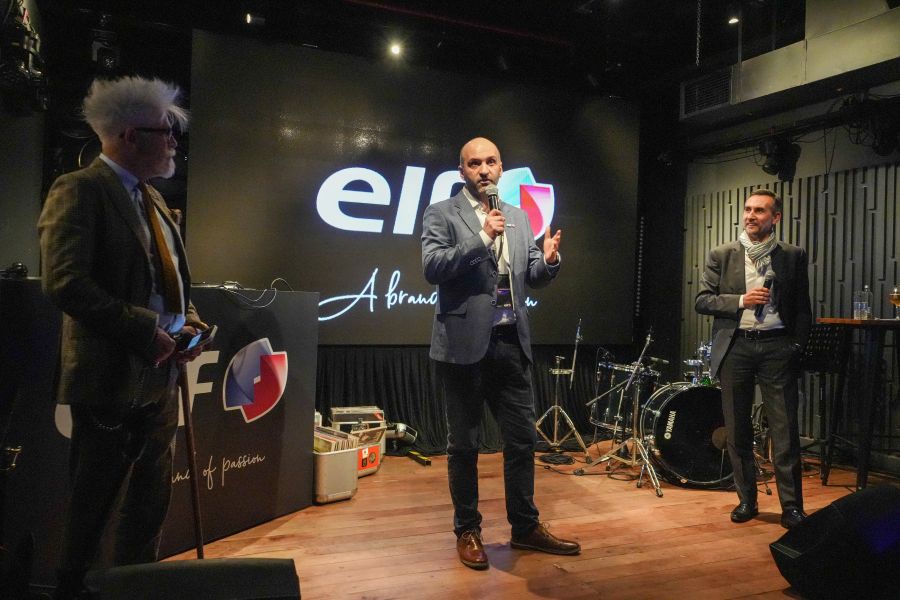 Los lubricantes premium para vehículos de ELF ya están disponibles ...